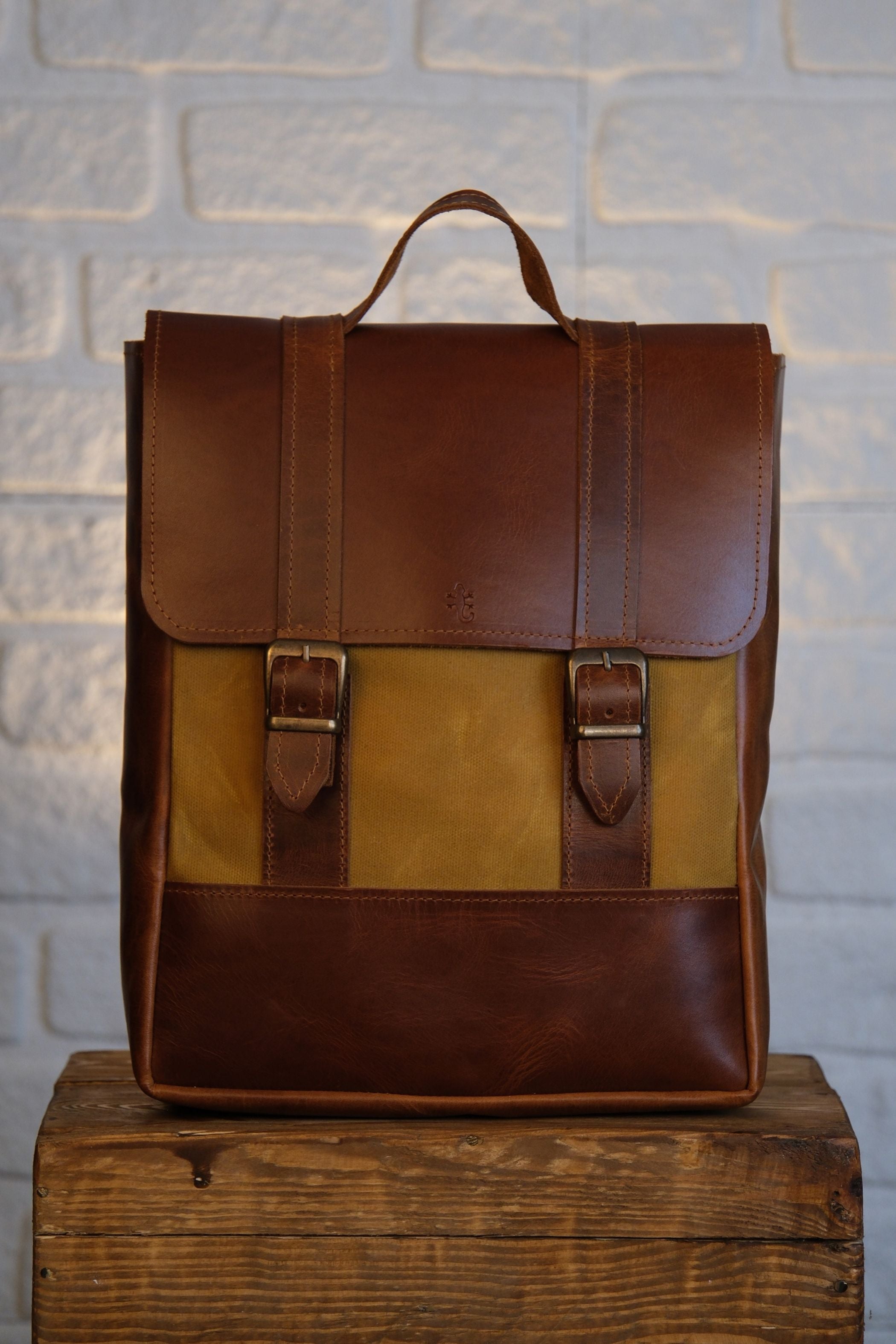 Honeybag – Semender Leather Goods